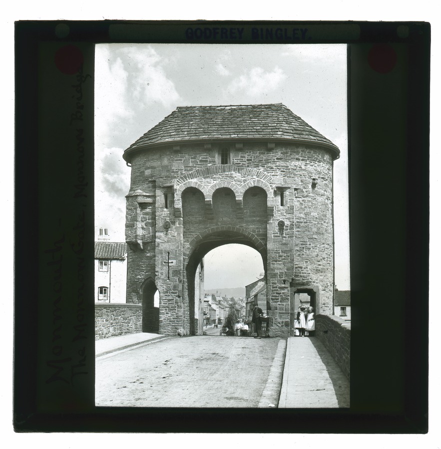 Monmouth - the Monmouth Gate, Monnow Bridge - Digital Library