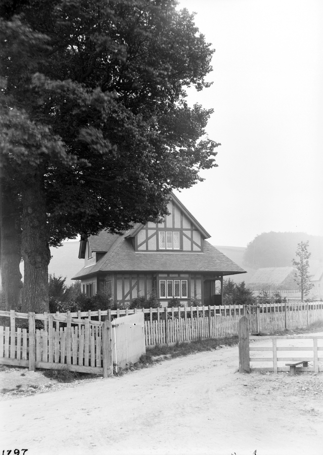 Tring lodge from the road - Digital Library